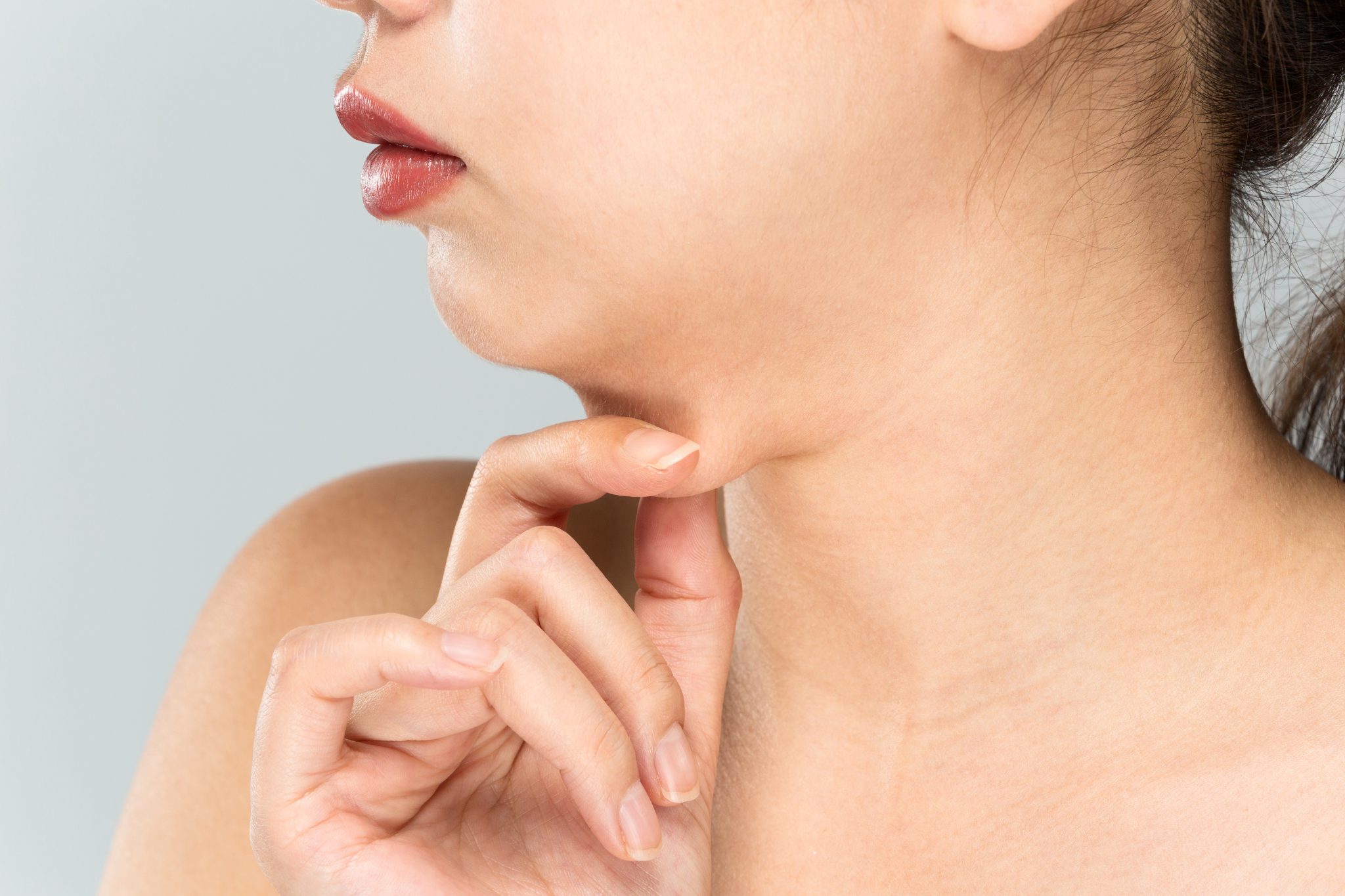 Why Neck Fat Happens & How to Reduce It Effectively