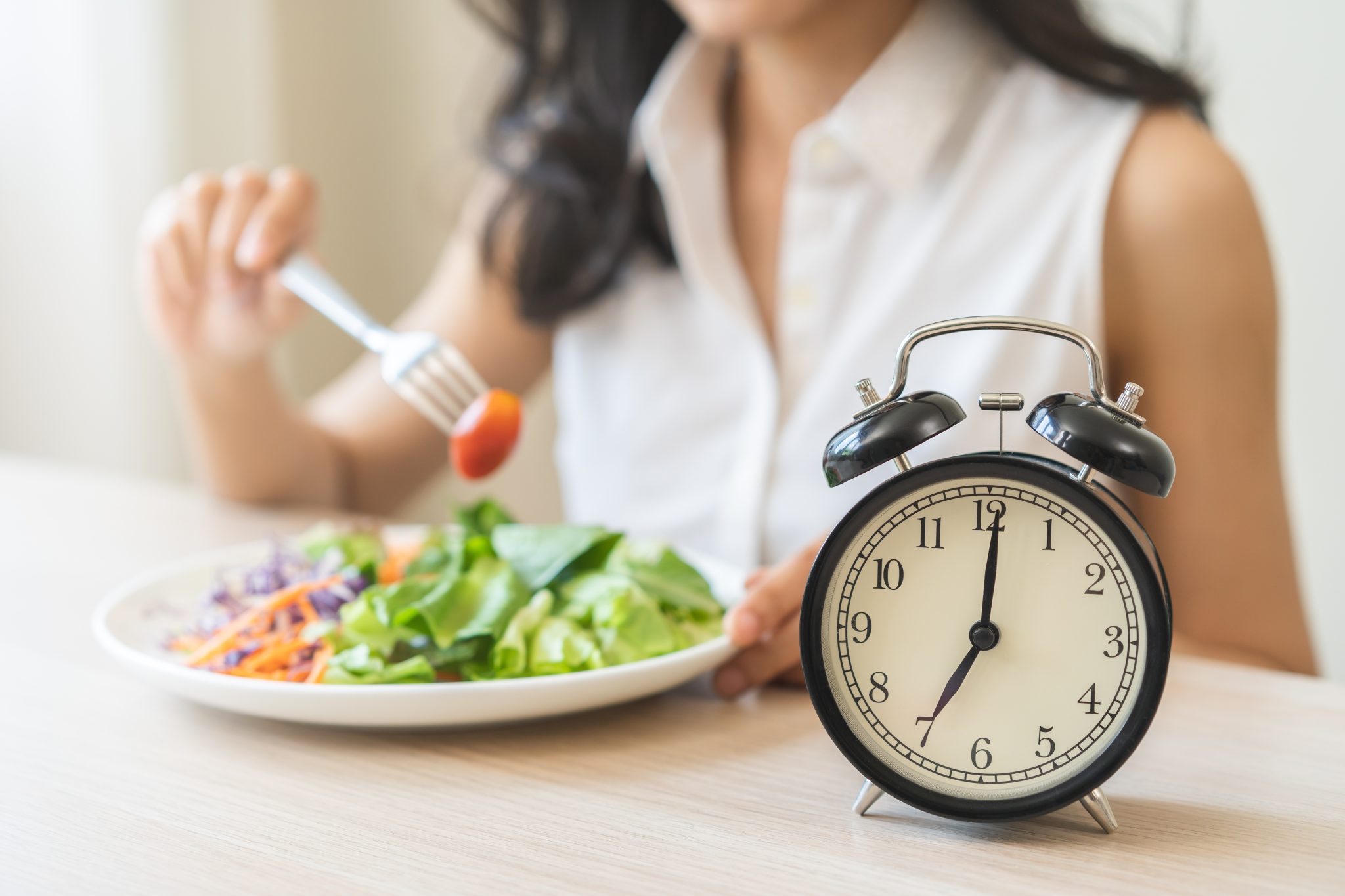 How to Decrease Appetite | Hunger Tips backed by Science
